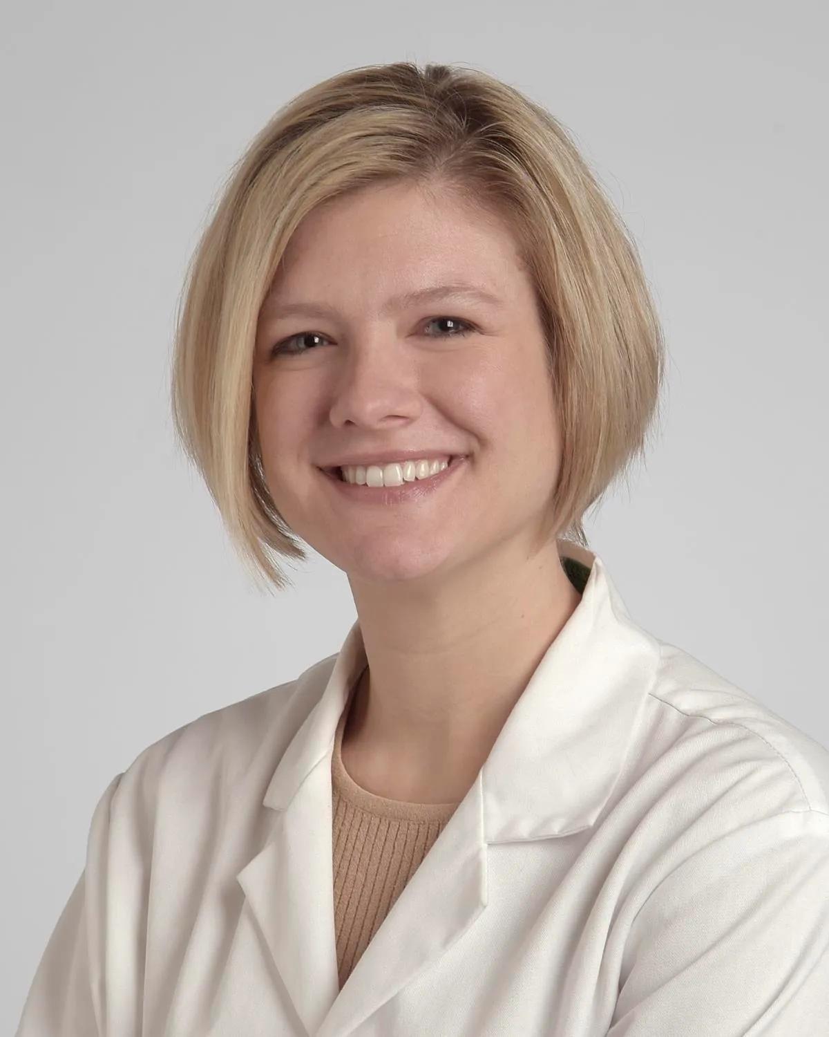 Leslie Leonard, CNP - Cleveland, OH - Nephrology