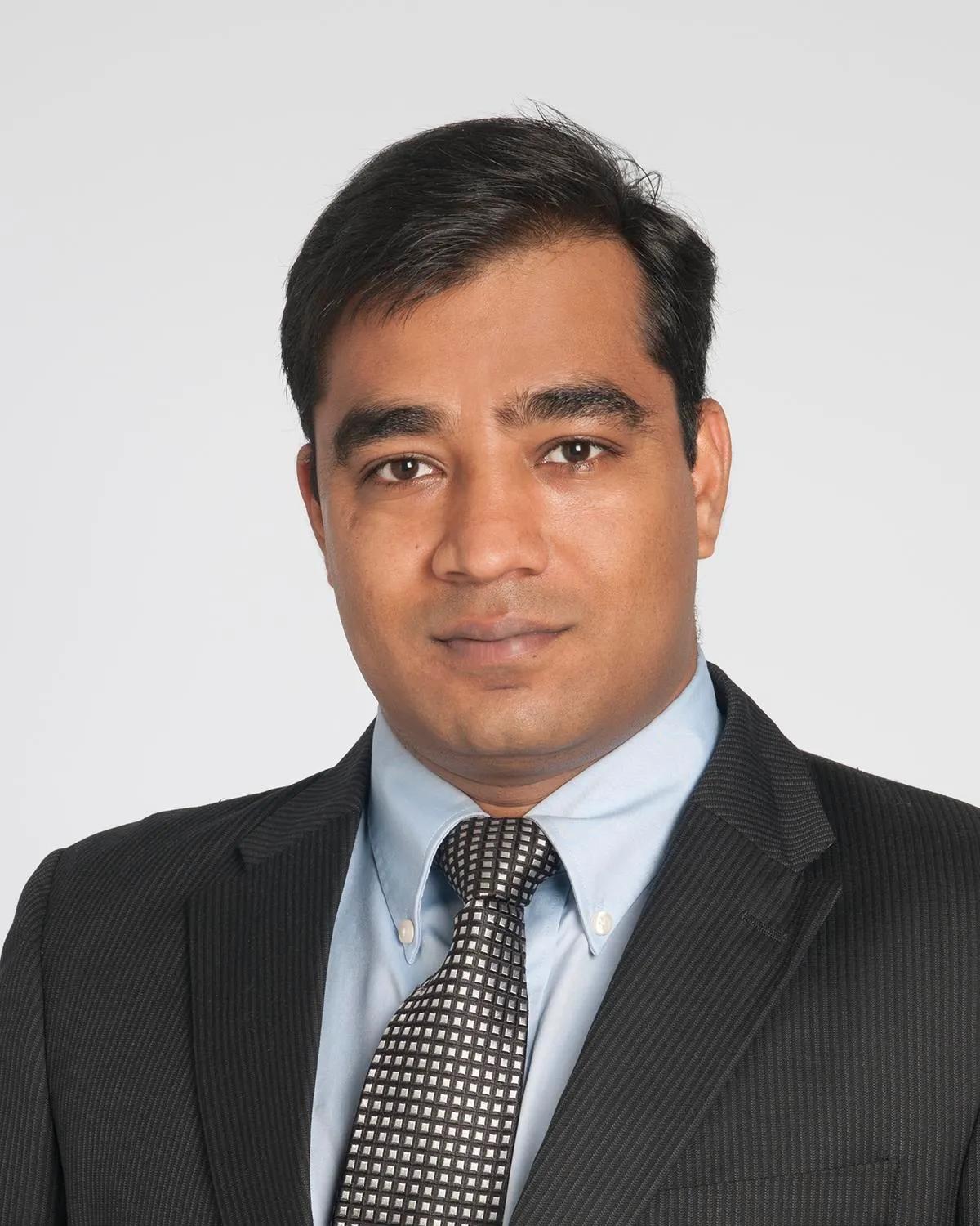 Dr. Siddharth Dugar, MD - Cleveland, OH - Critical Care Medicine