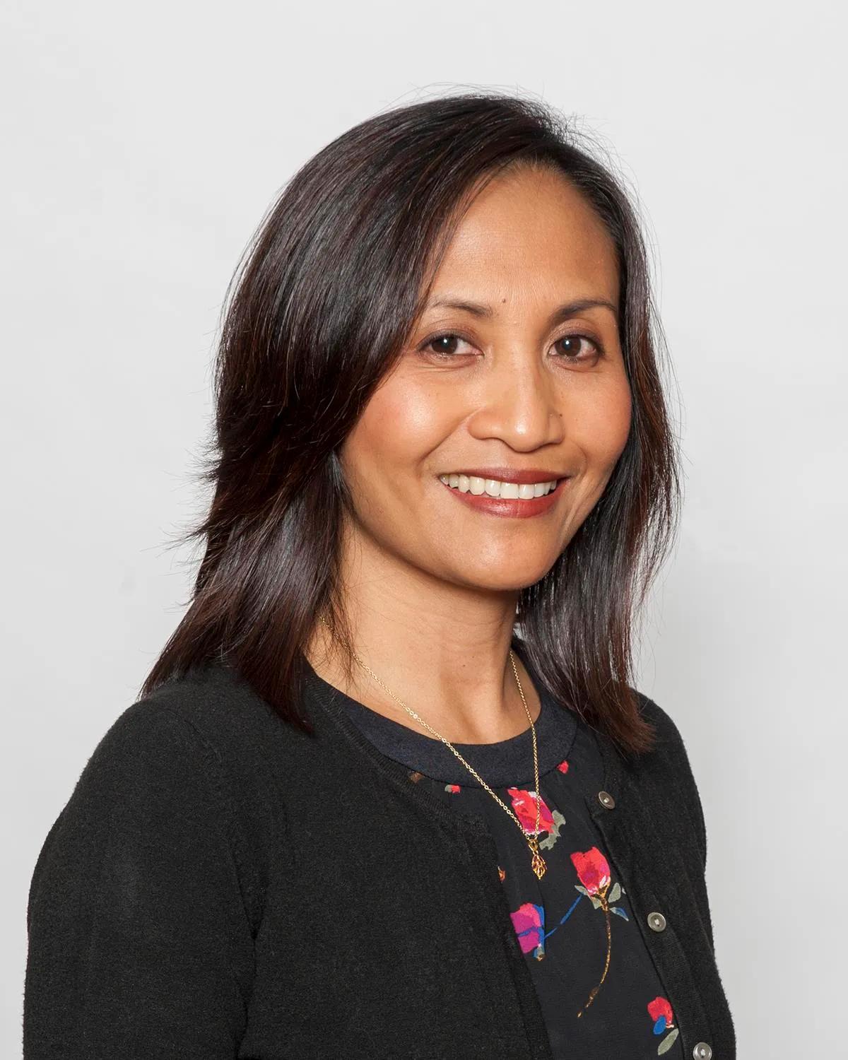 Dr. Digna Moya, MD - Sheffield Village, OH - Family Medicine