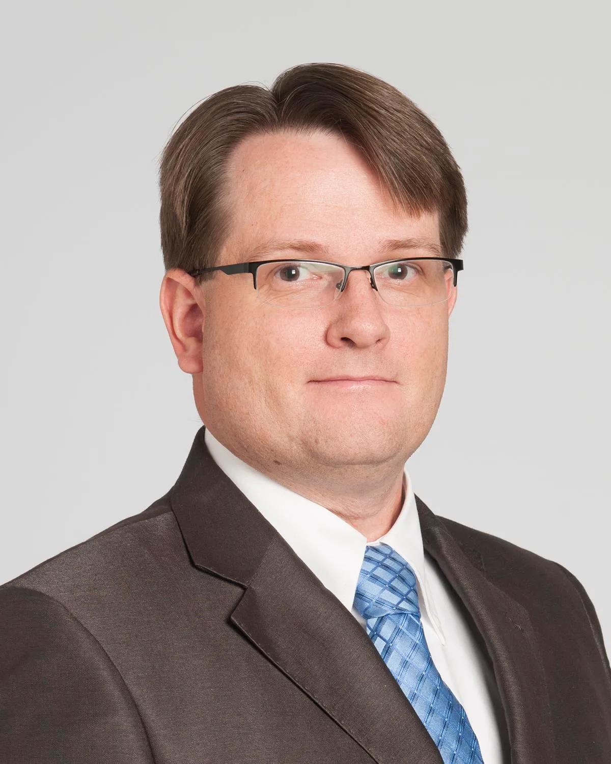 Dr. Ola Thuestad, MD - Medina, OH - Hospital Medicine