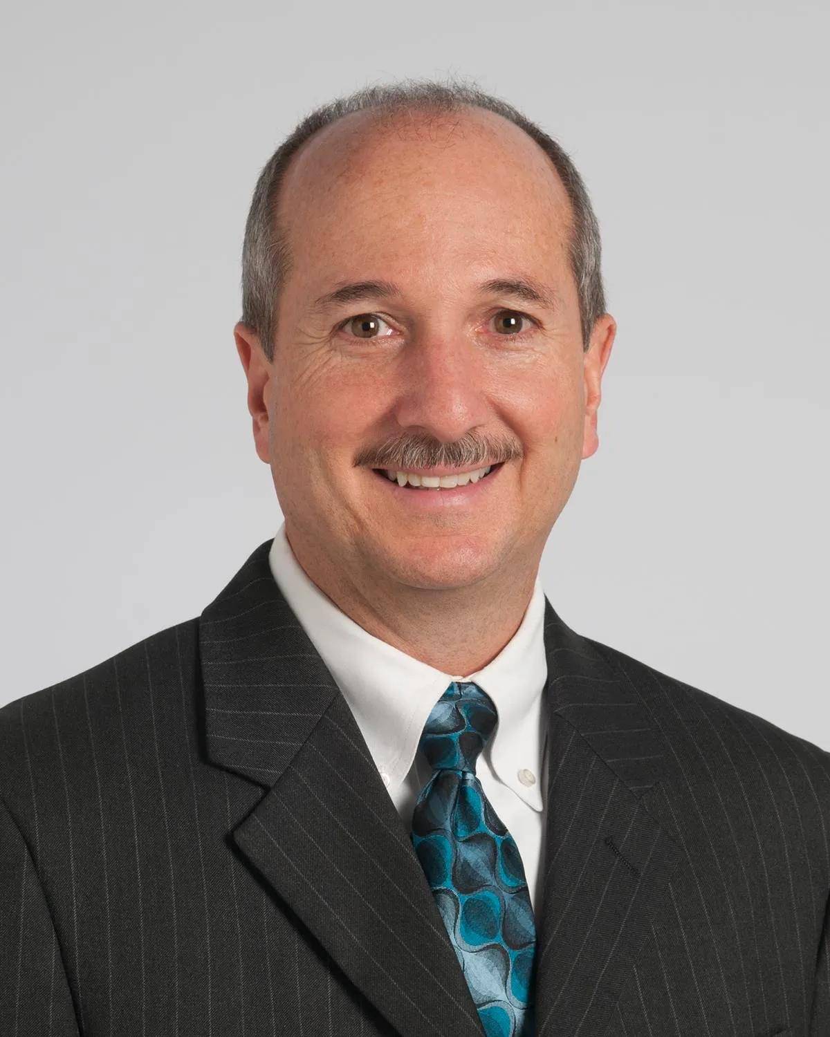 Dr. Christopher Cartellone, MD - Solon, OH - Internal Medicine