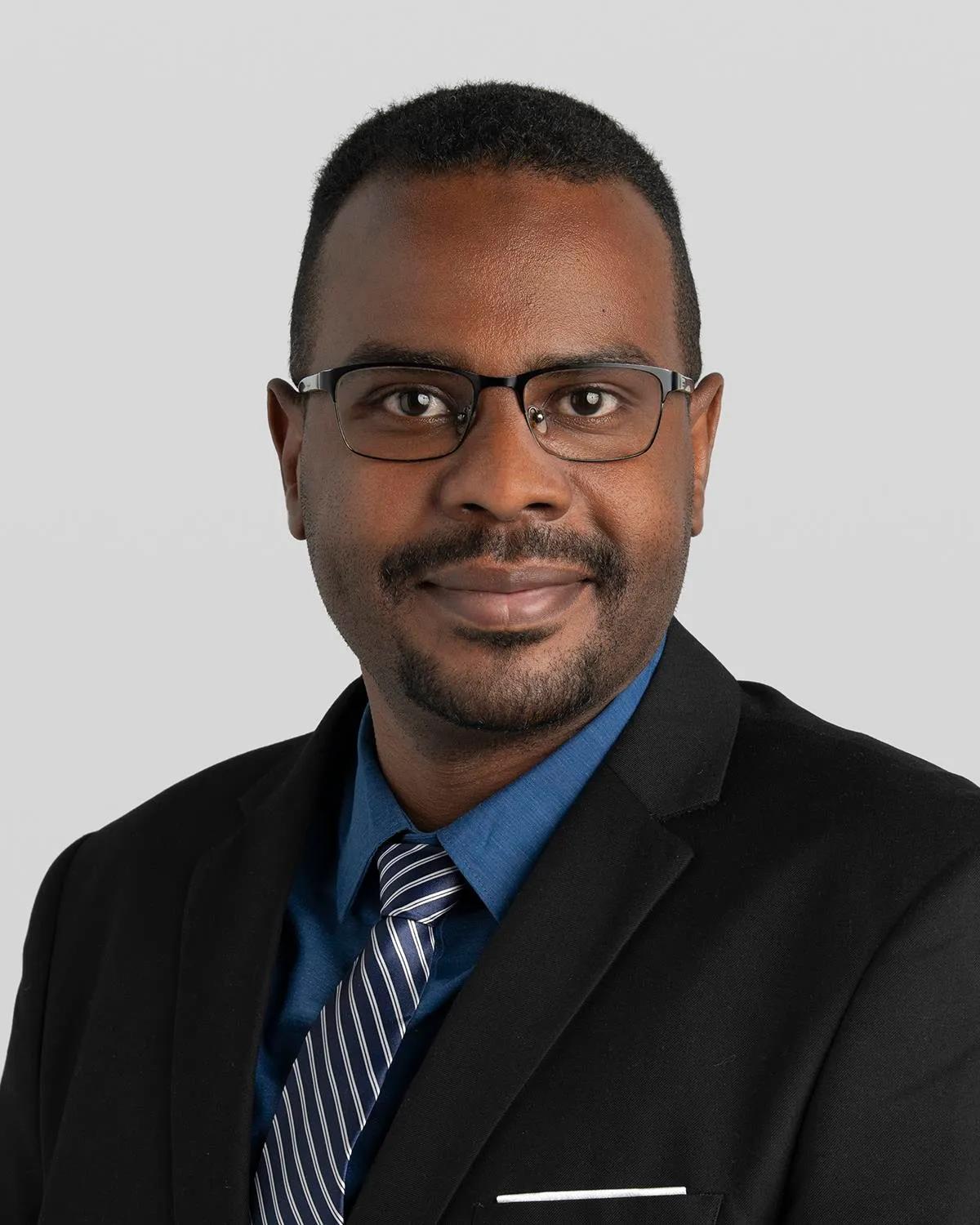 Dr. Mohamed Mohamed, MD - Canton, OH - Pulmonary Critical Care