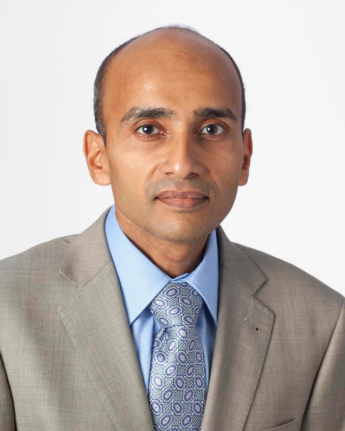Dr. Ashok Ramalingam, MD - Akron, OH - Radiation Oncology