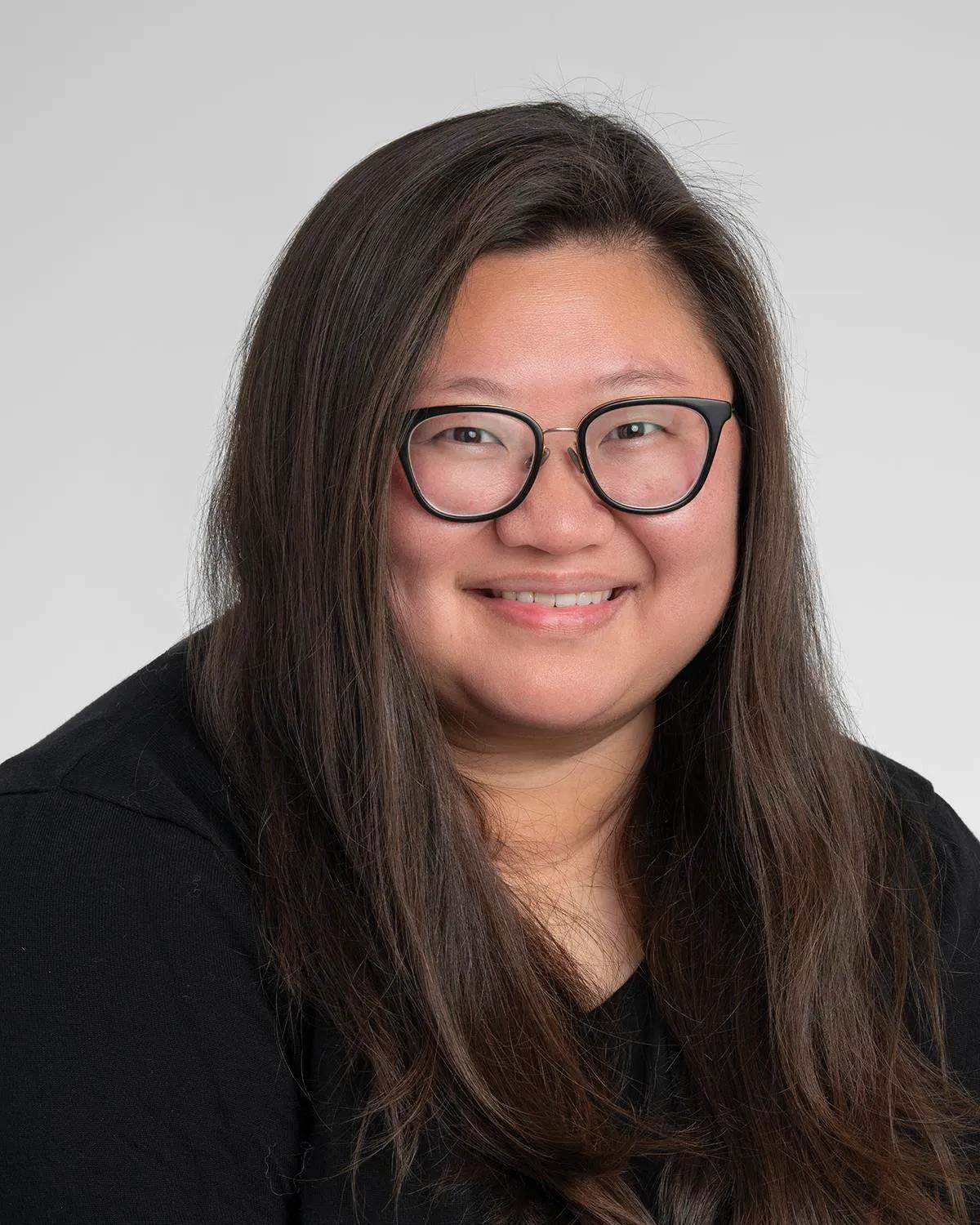 Dr. Mary Qiu, MD - Cleveland, OH - Glaucoma