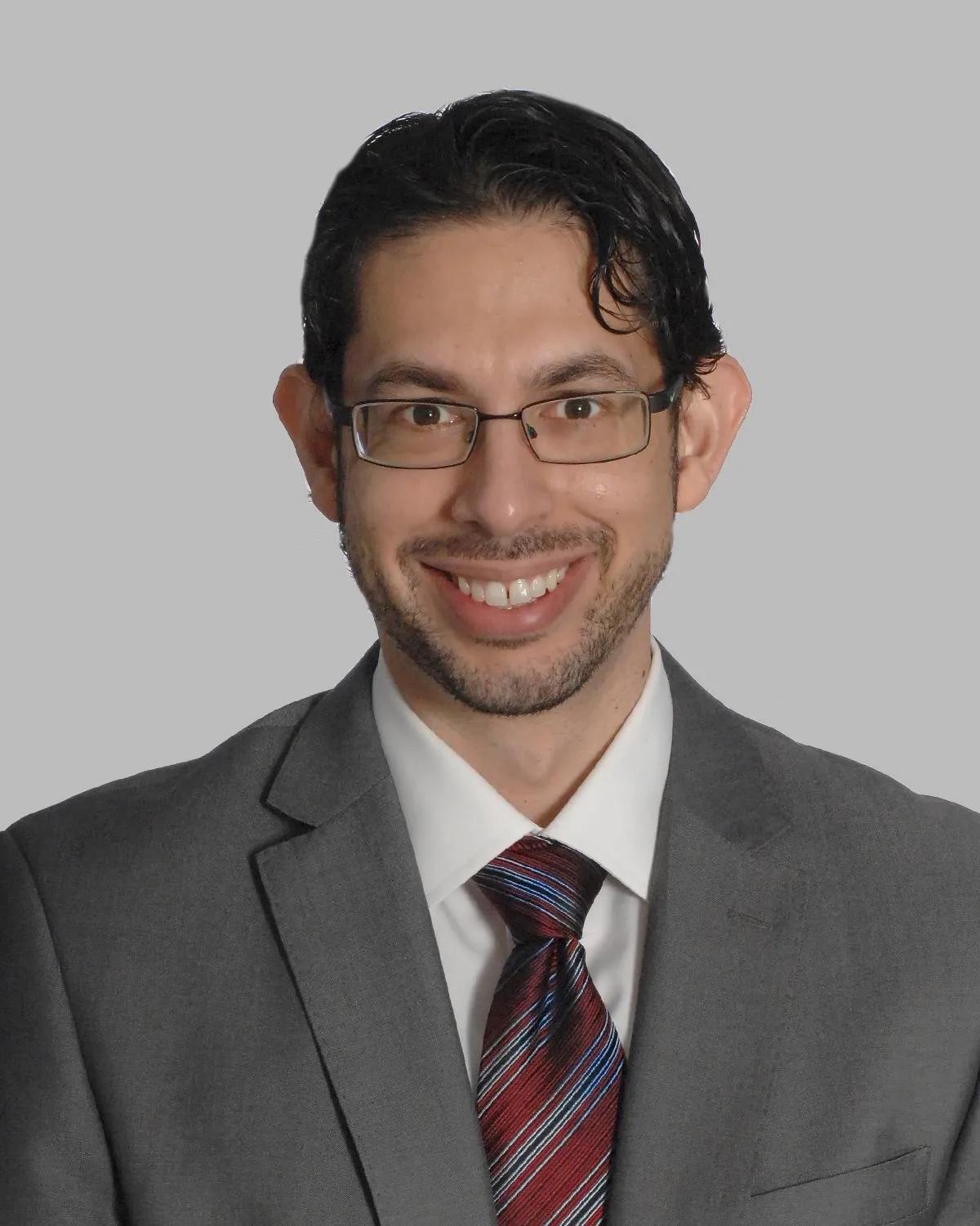 Dr. Daniel Chapa, MD - Akron, OH - Internal Medicine