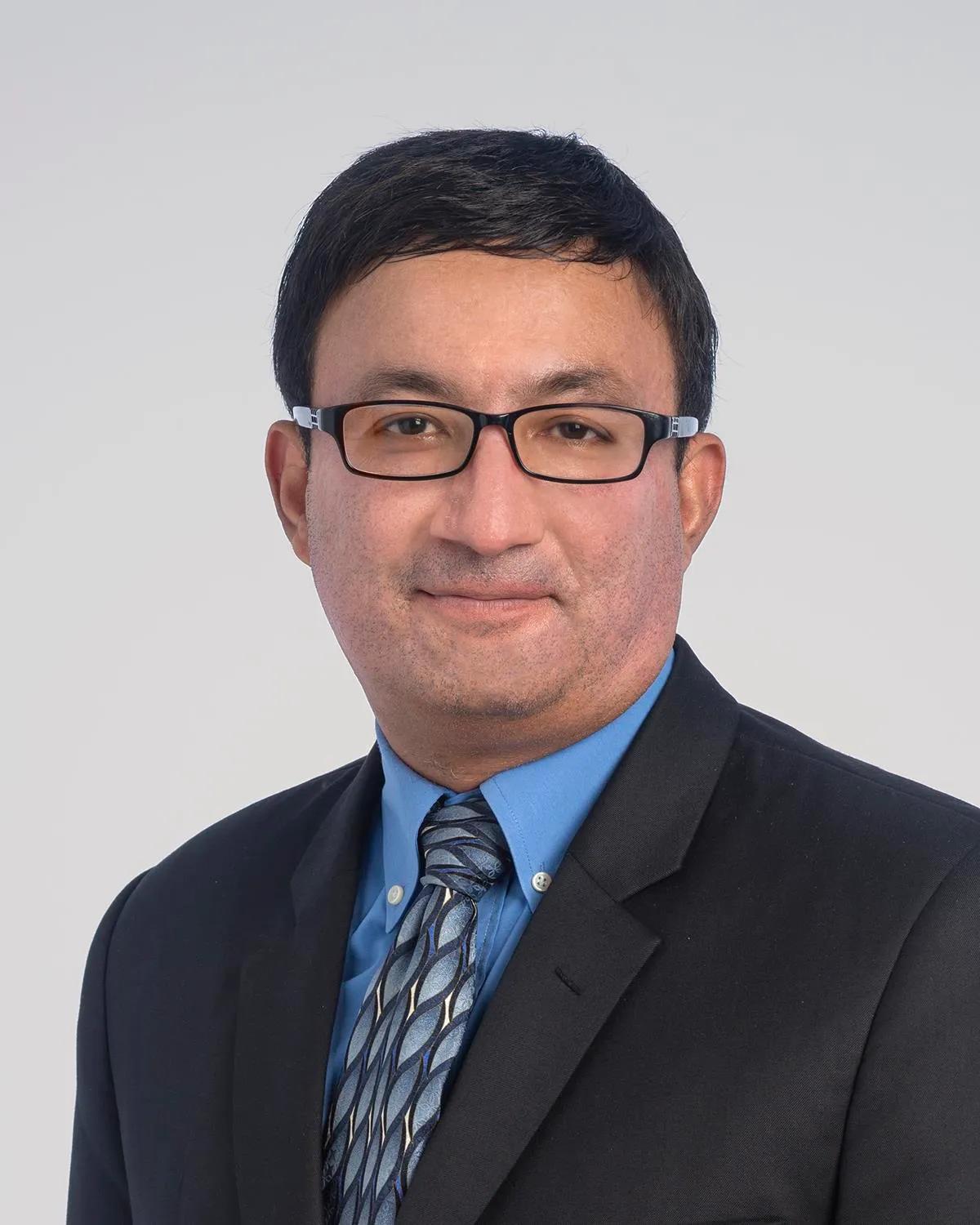Dr. Shahzad Raza, MD - Cleveland, OH - Myeloma - Request Appointment