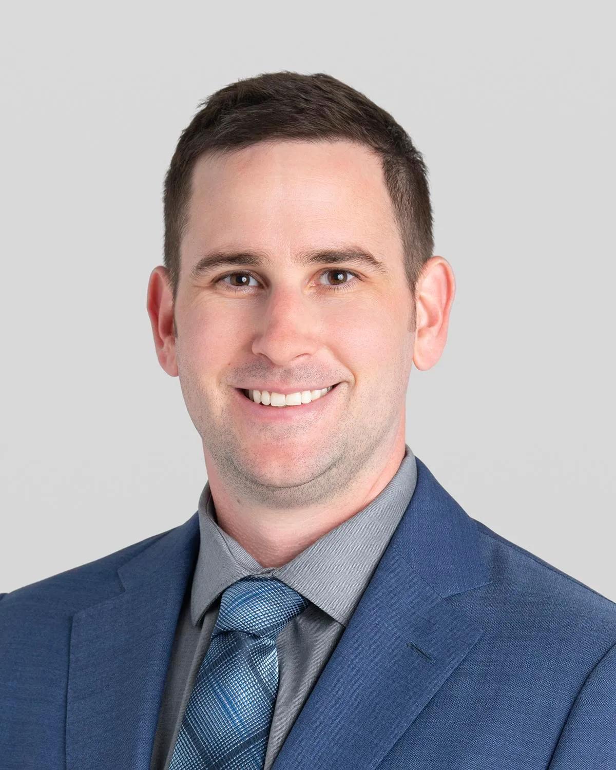 Dr. Kenneth Mueller Jr, MD - Canton, OH - Pulmonary Critical Care