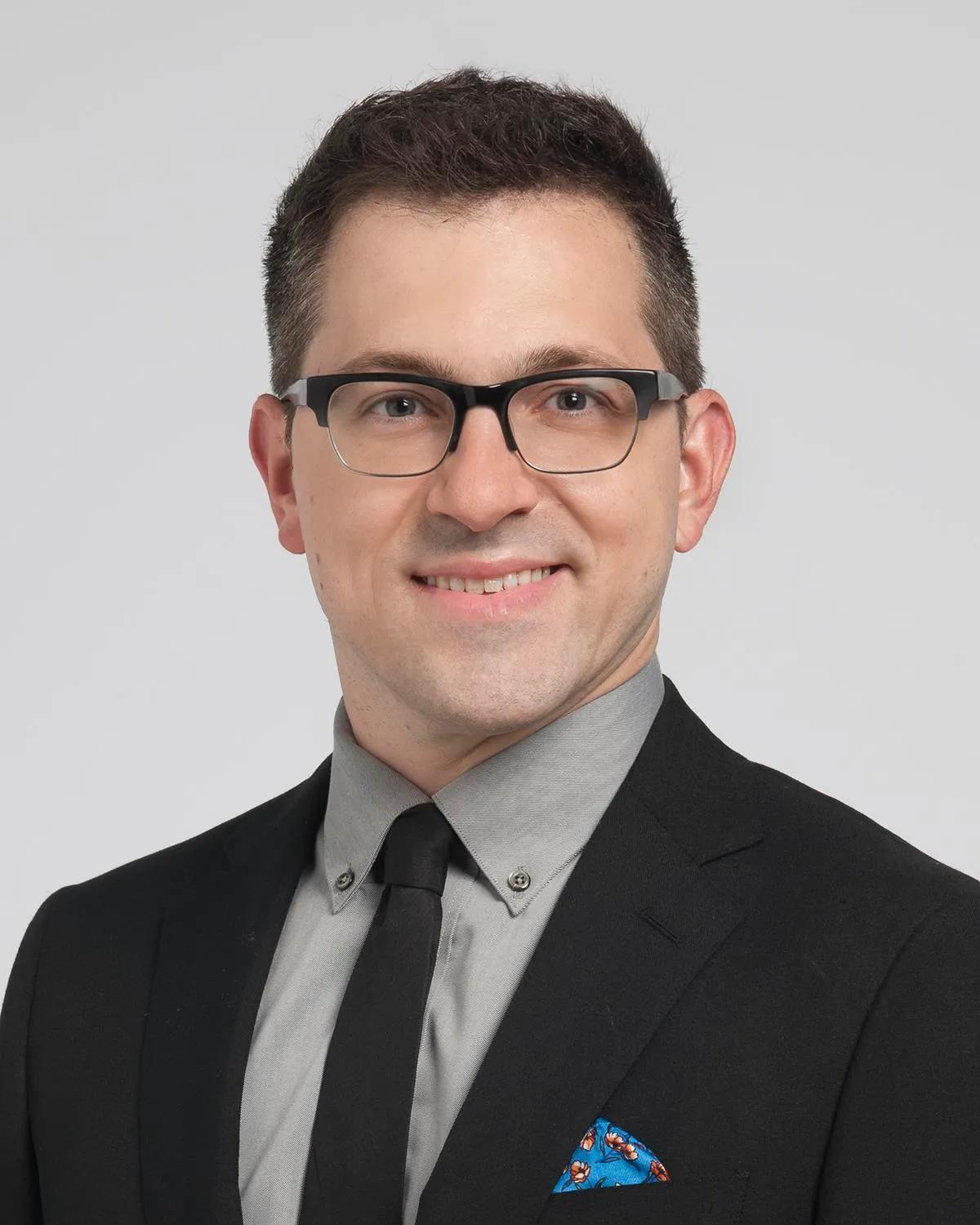 Dr. D Paratore, DO - Cleveland, OH - Interventional Radiology