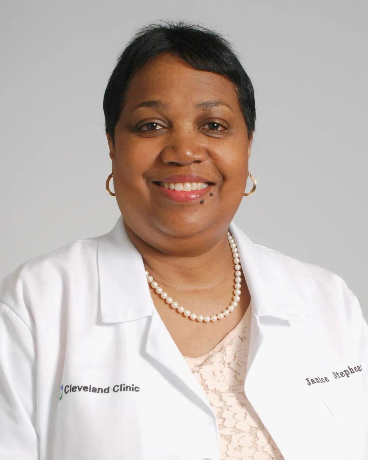 Dr. Janice Stephenson, MD - Weston, FL - Internal Medicine