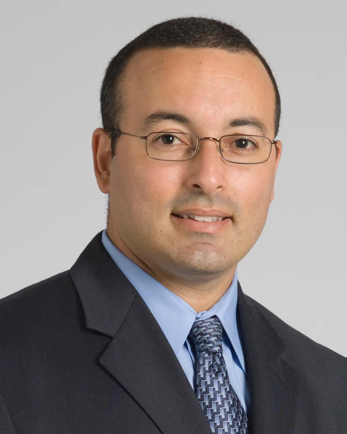 Dr. Tarik Hanane, MD - Cleveland, OH - Critical Care Medicine