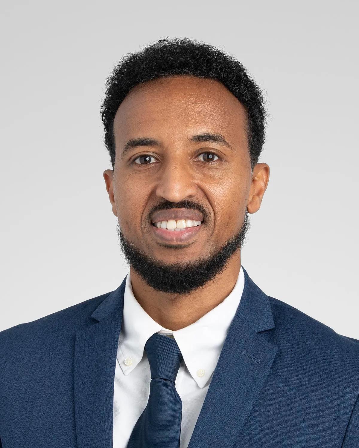 Dr. Abdulfatah Issak, MD - Norton, OH - Gastroenterology ...