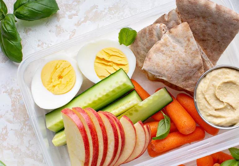 Easy-to-Make Low-Calorie Snacks