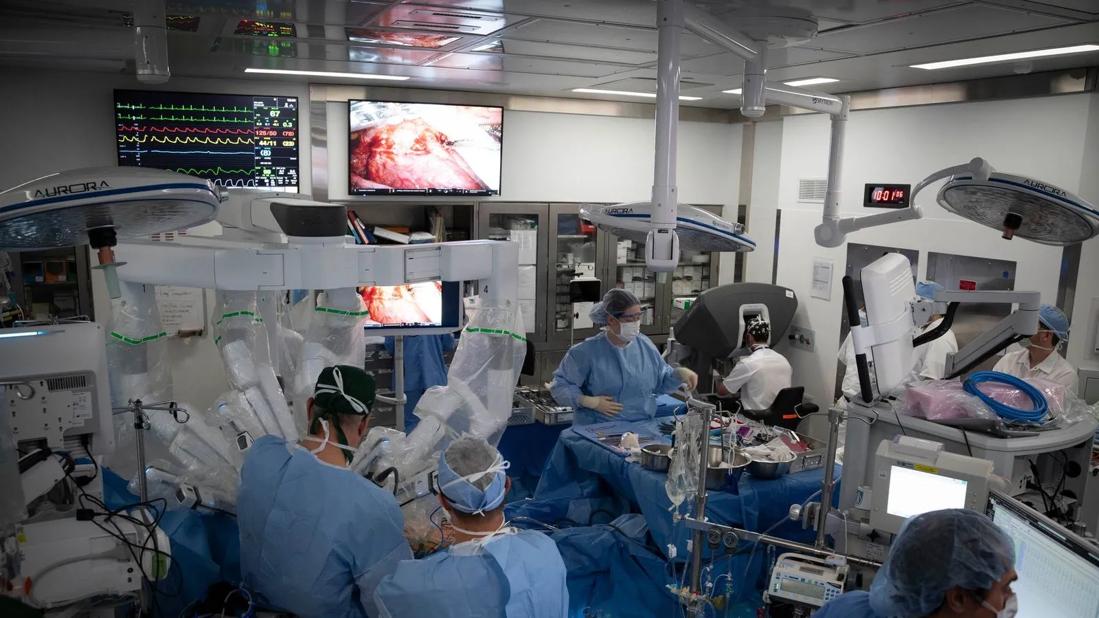 Cleveland Clinic Completes Its First Robotic Lung Transplant in U.S.