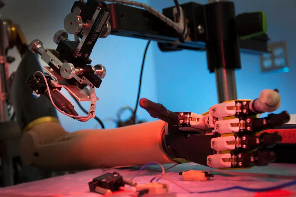 Case Western Reserve University and Cleveland Clinic Launch New ...