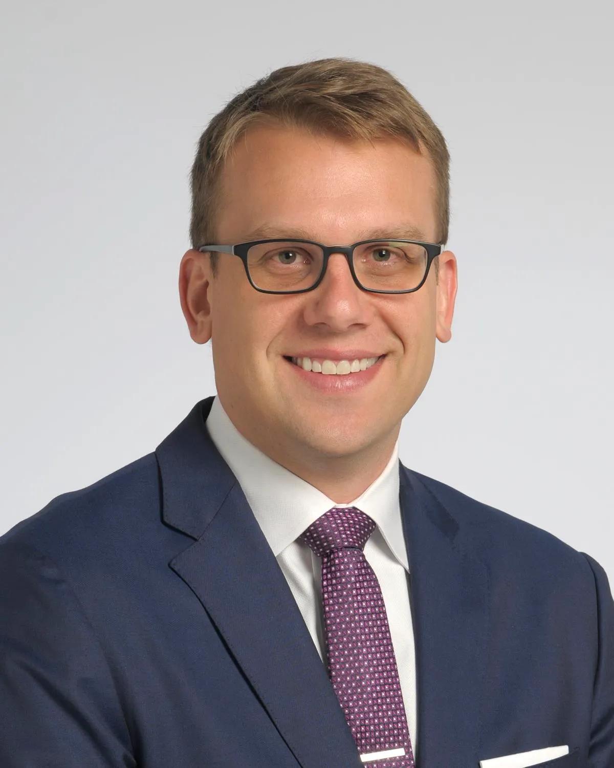 Dr. Devon Zoller, MD - E Cleveland, OH - Internal Medicine - Request ...