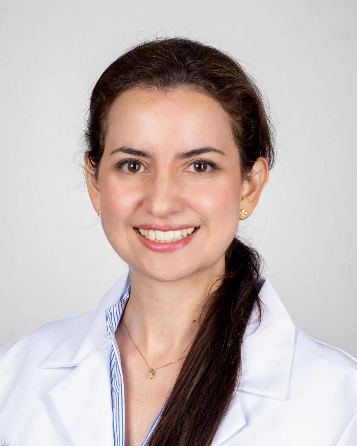 Dr. Diana Ronderos Botero, MD - Vero Beach, FL - Pulmonology