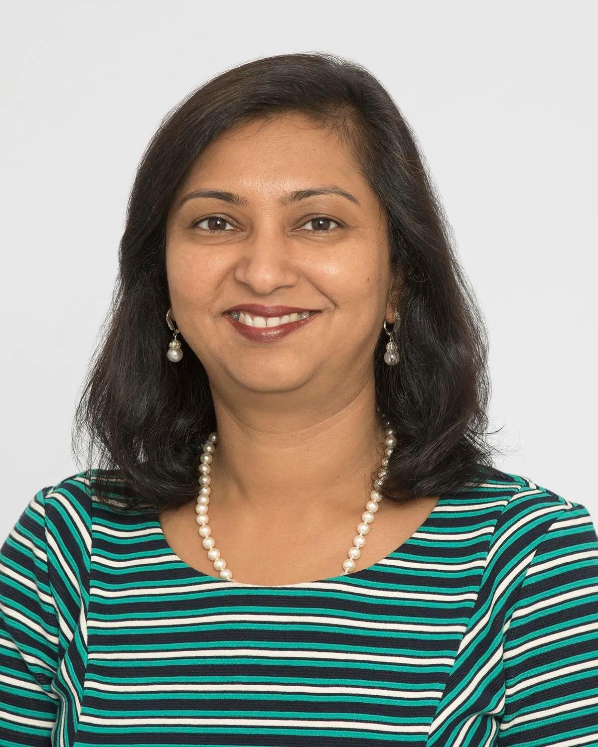 Dr. Rashmi Jain, MD - Avon, OH - Internal Medicine - Request Appointment