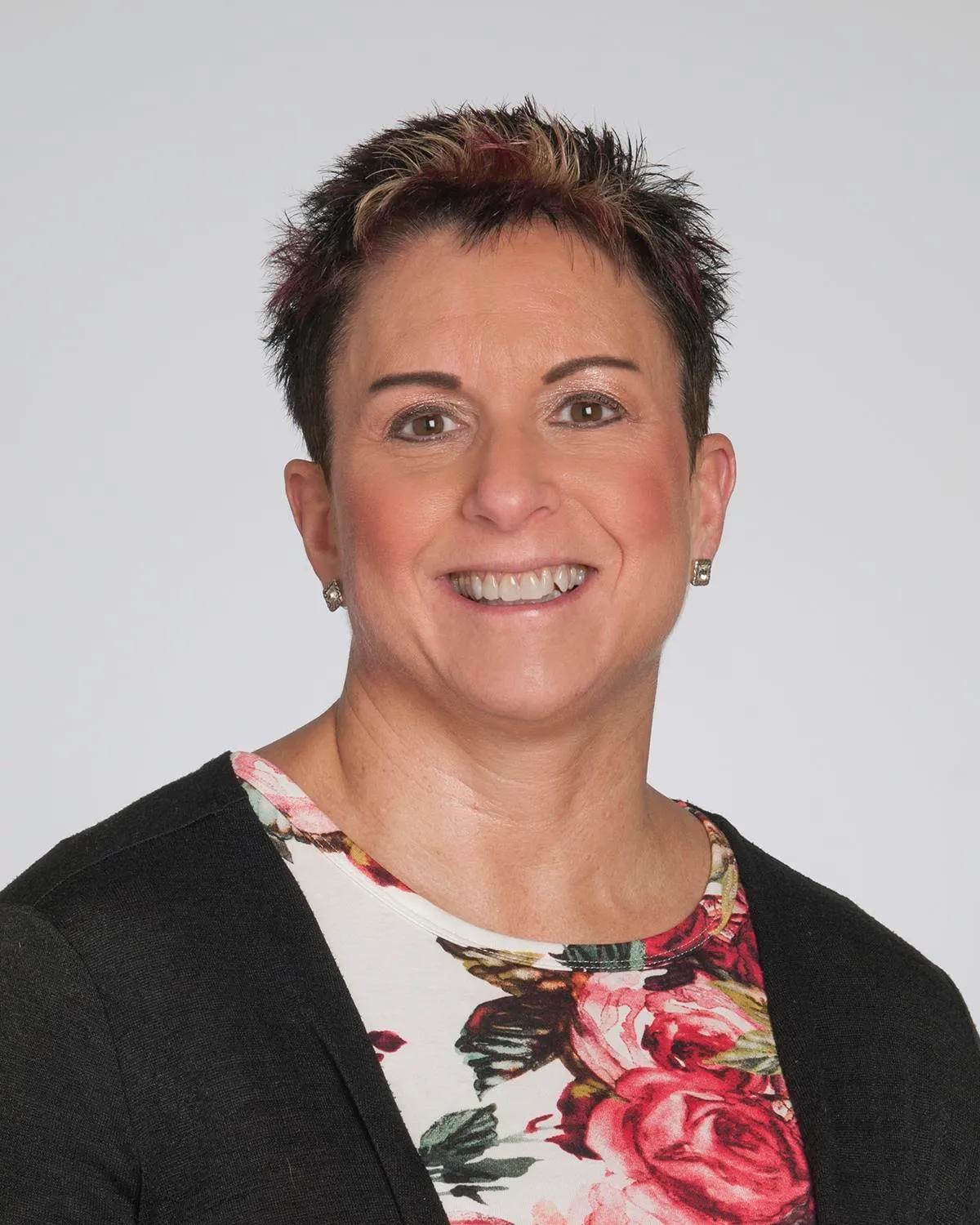 Dr. Lisa Marie Esterle, DO - Hospital Medicine