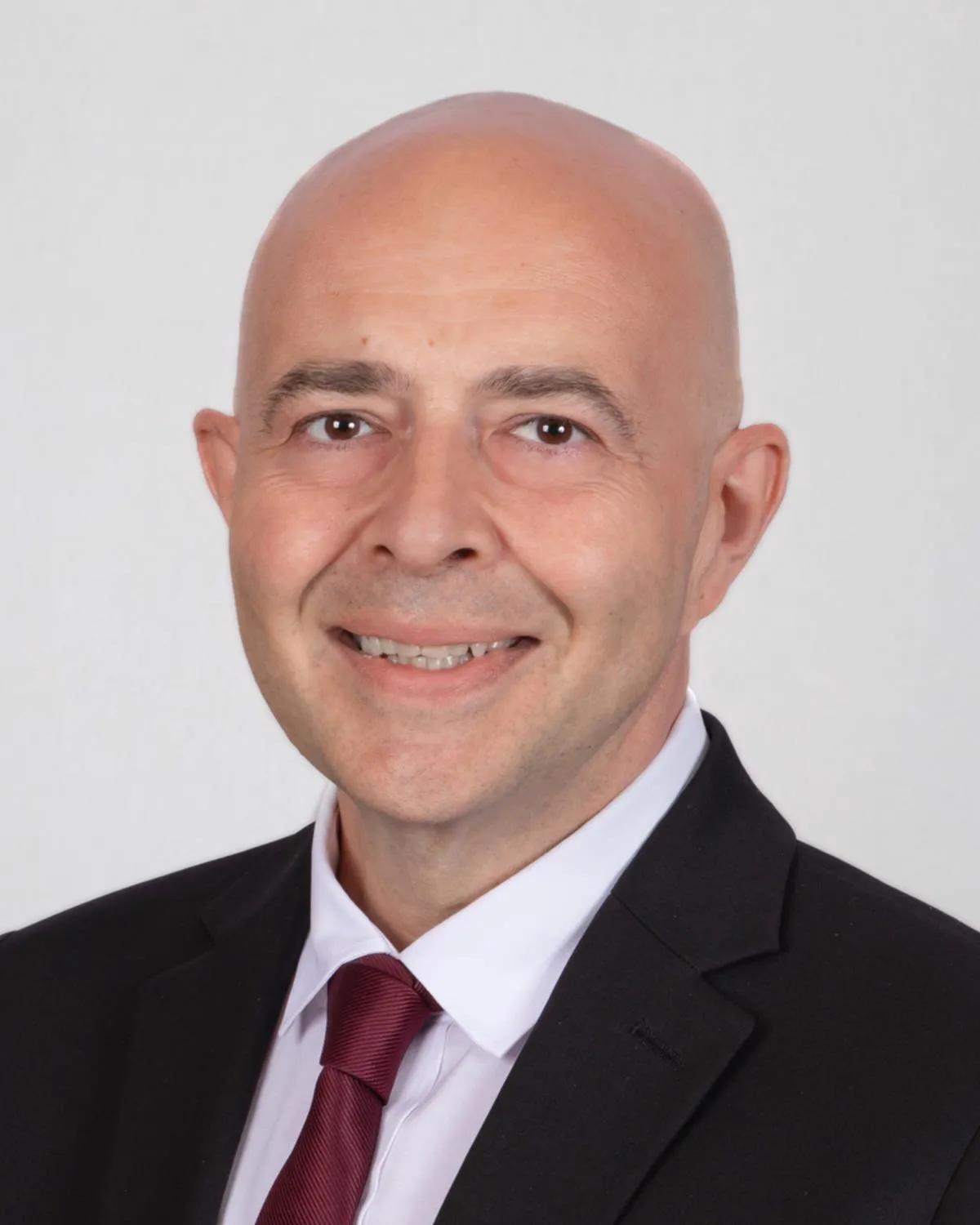 Dr. Mehmet Karaca, MD - Vero Beach, FL - Internal Medicine