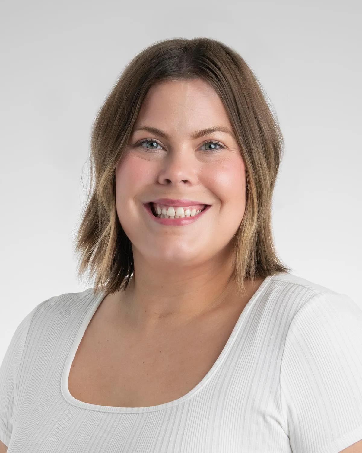 Caitlin Stathopoulos, CNP - Medina, OH - Internal Medicine