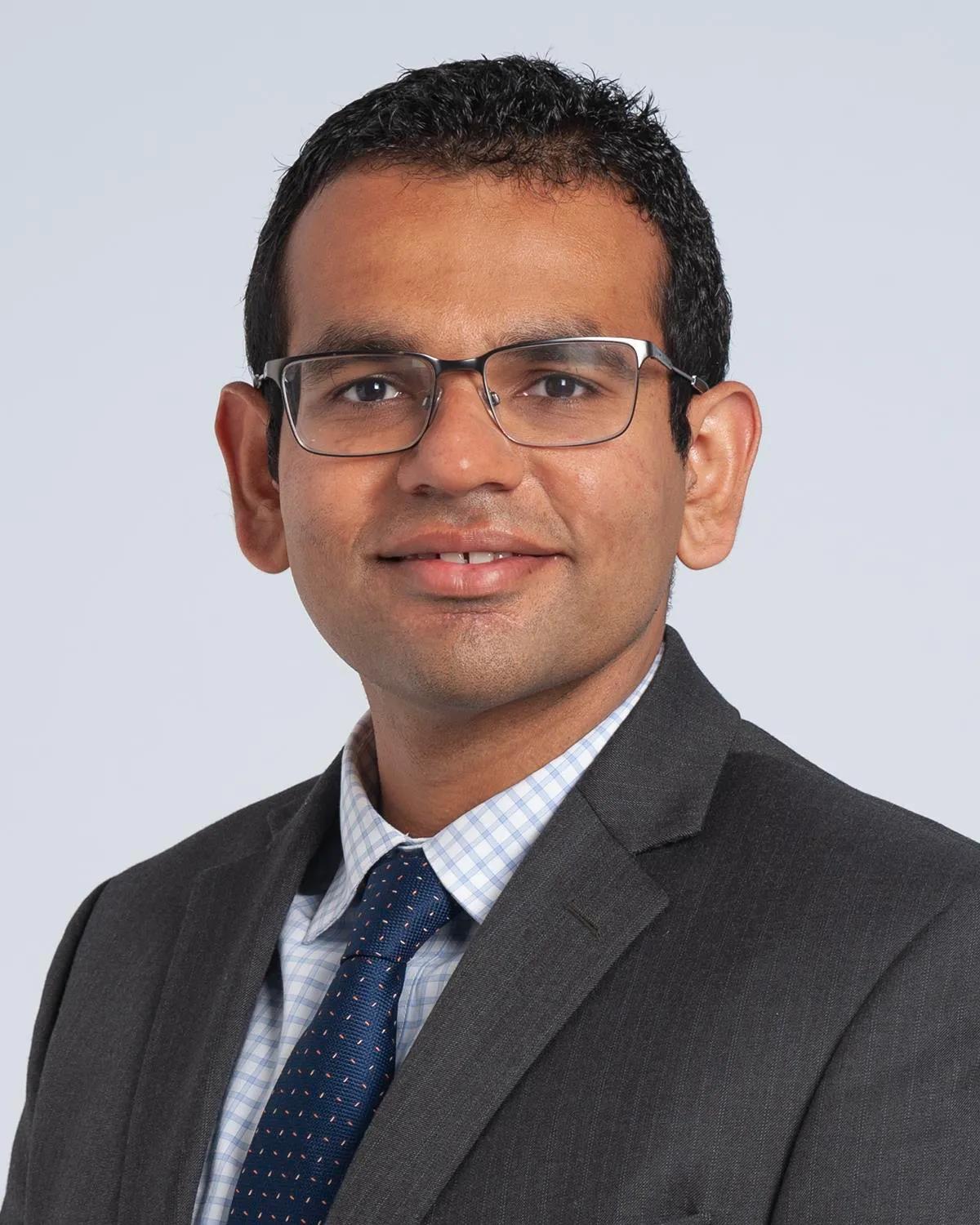 Dr. Sameep Sehgal, MD - Beachwood, OH - Interstitial Lung Disease, Pulmonology, Transplant ...