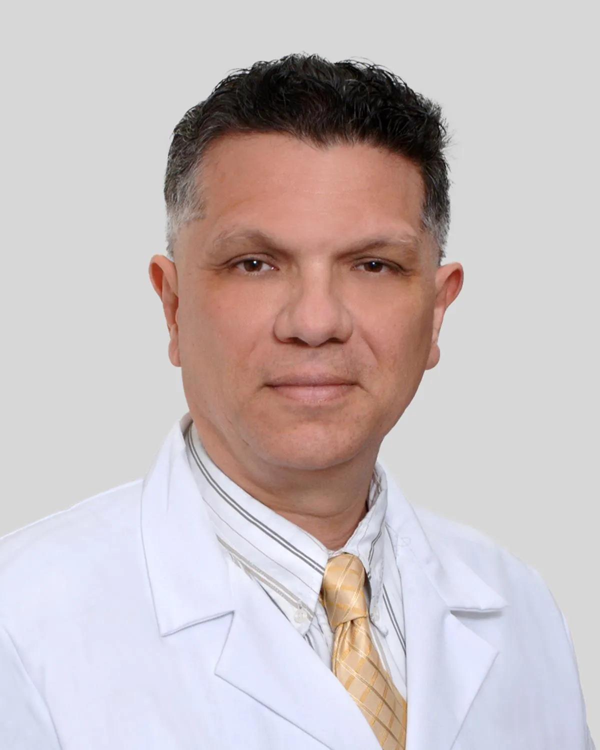 Dr. Leopoldo Arosemena , MD - Weston, FL - Hepatology