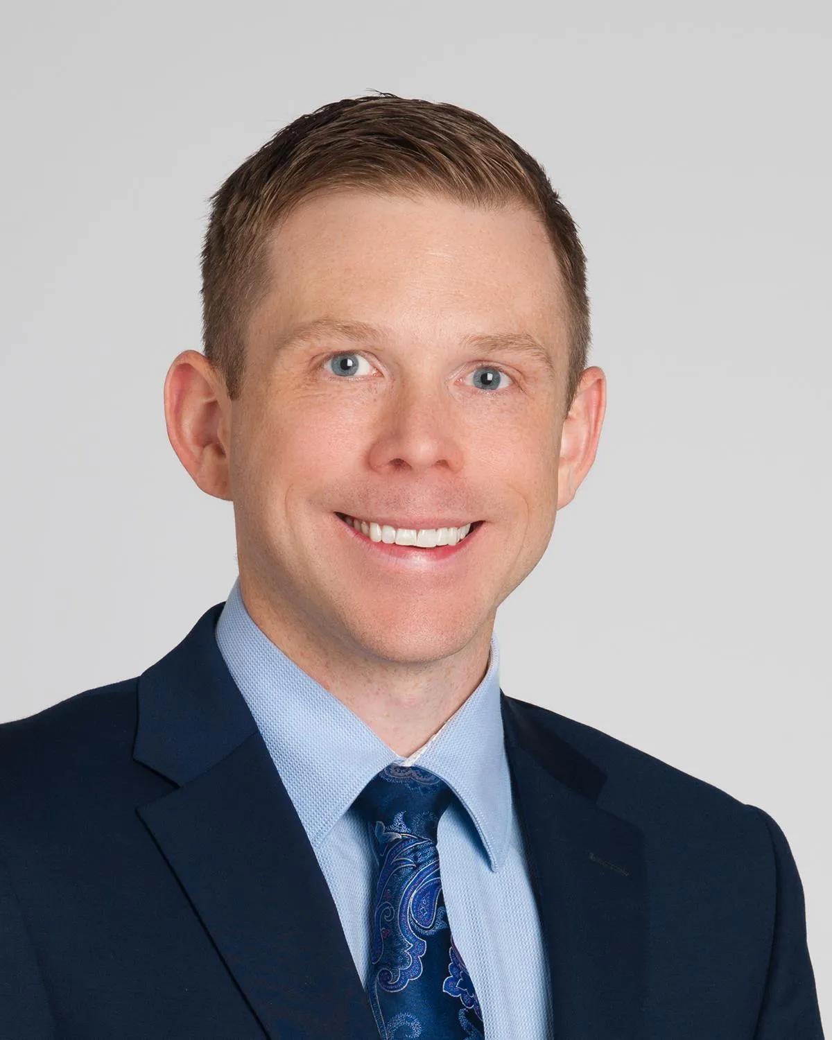 Dr. Joshua Veith, MD - Cleveland, OH - Pulmonary Critical Care, Pulmonology