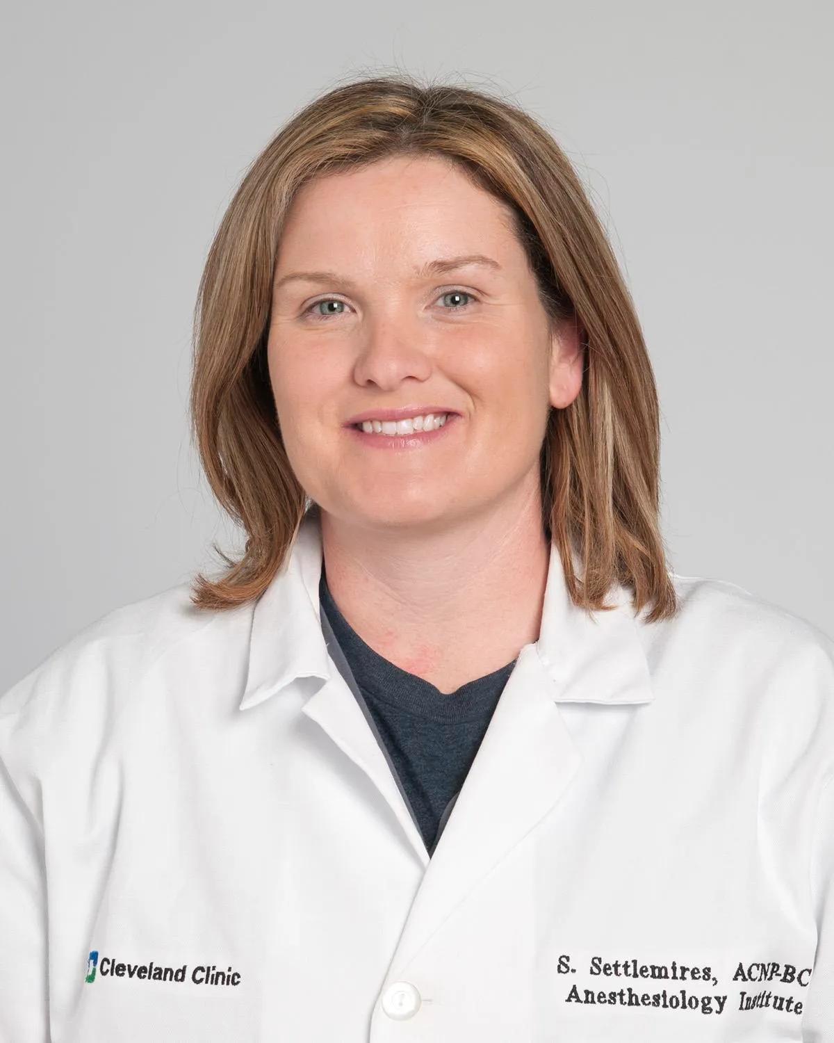 Sheena Settlemires, CNP - Akron, OH - Critical Care Anesthesiology