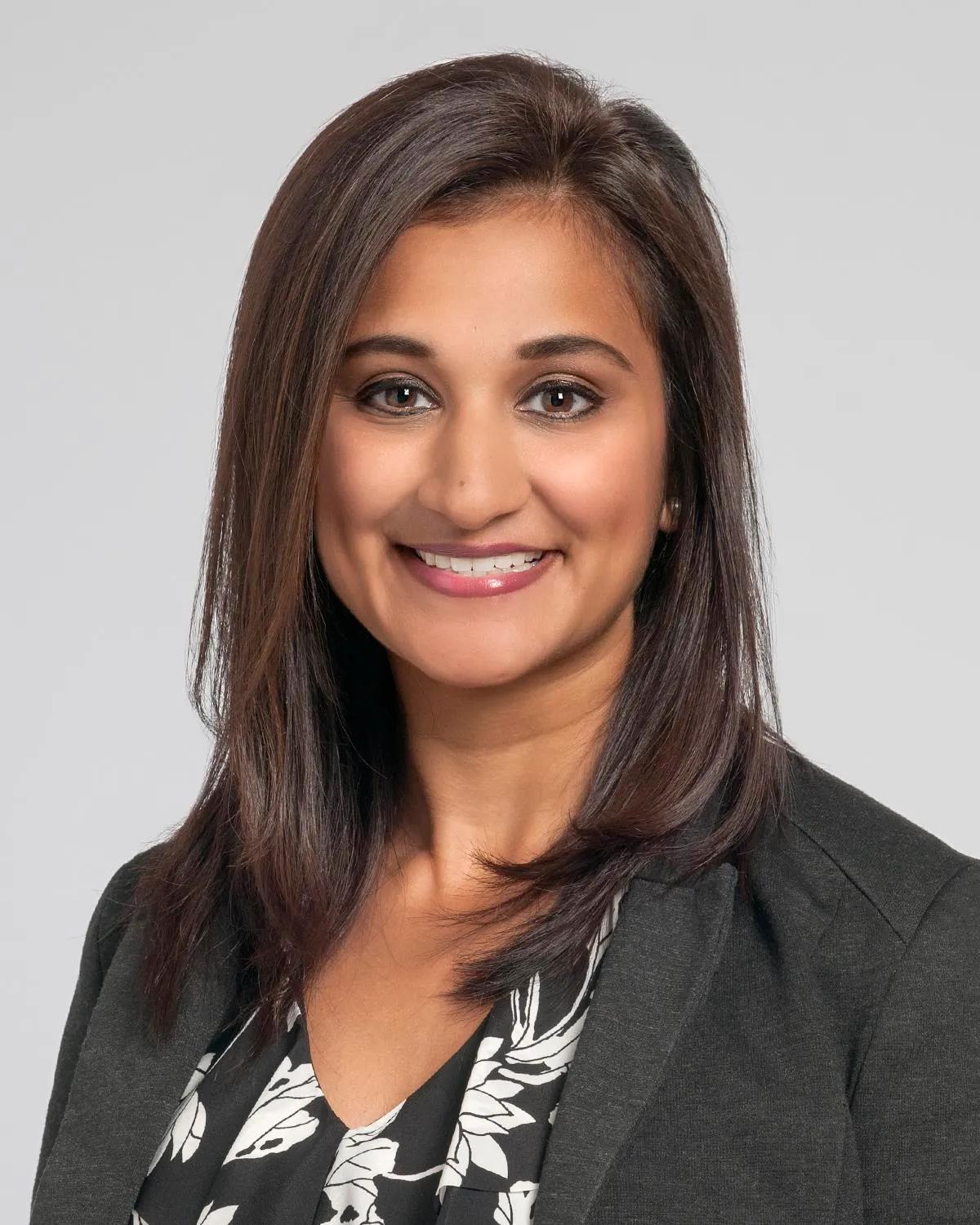 Dr. Mona Turakhia, MD - Akron, OH - Pulmonary Critical Care, Pulmonology