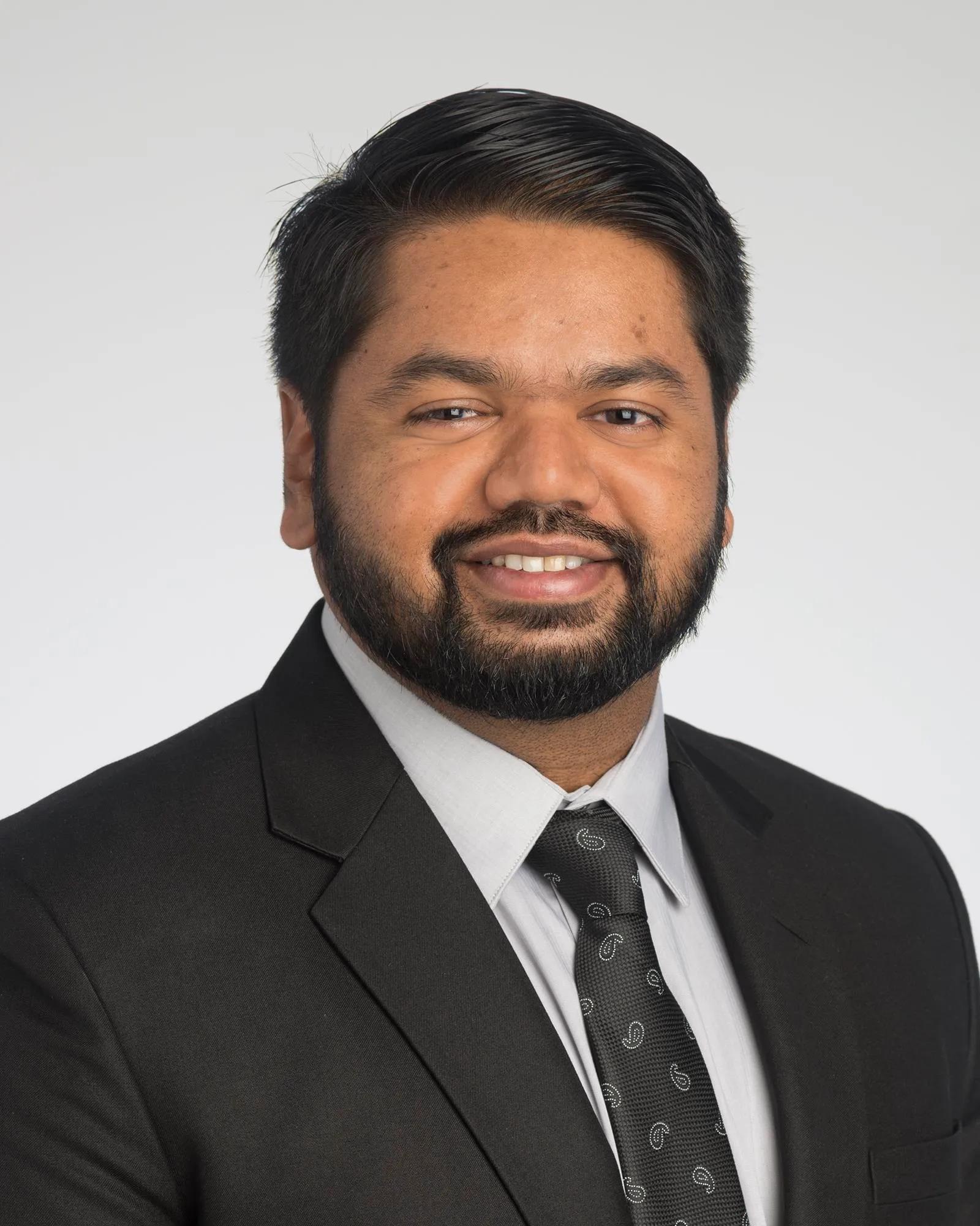 Dr. Umesh Bhagat, MBBS - Avon, OH - Hospital Medicine